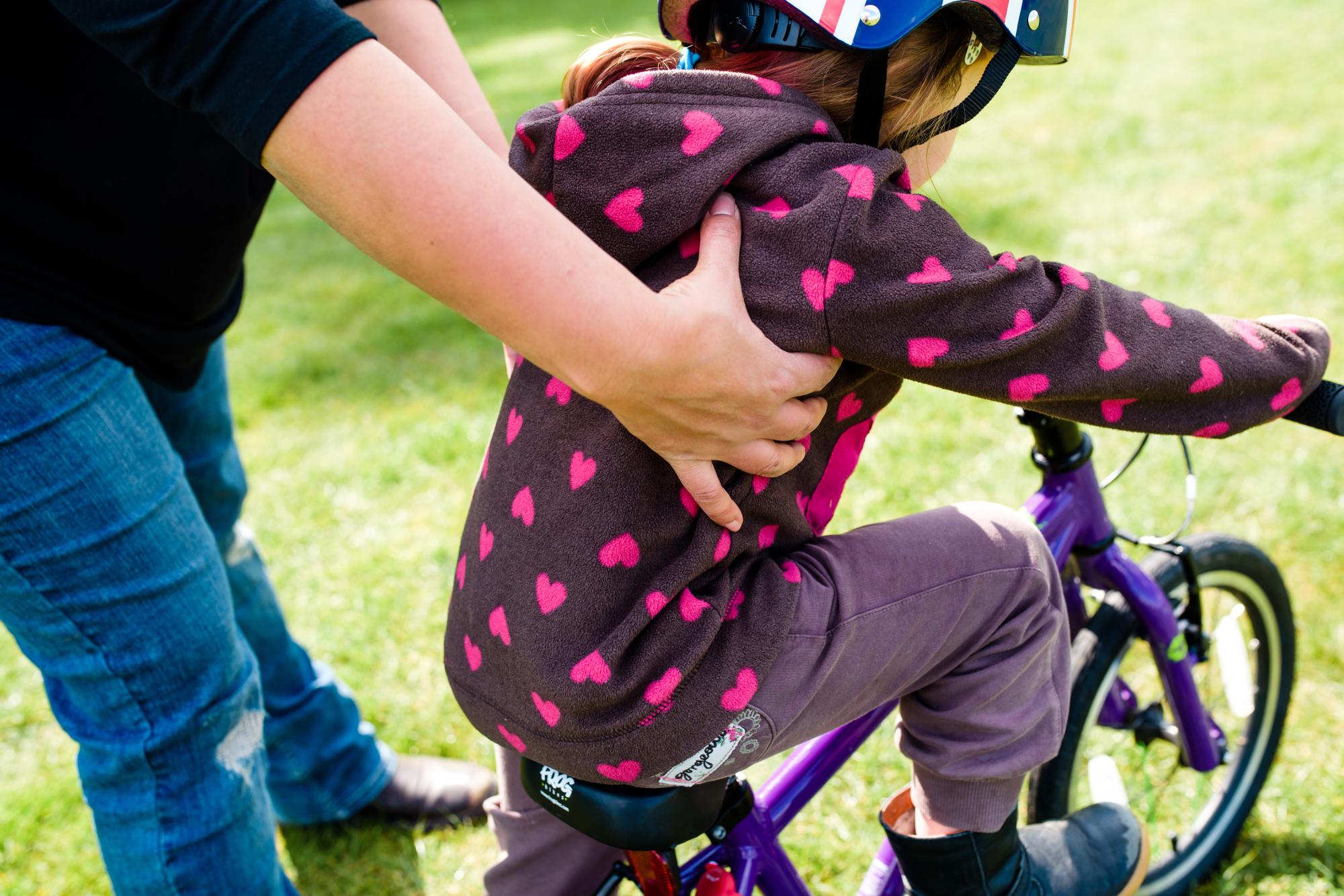 Video: How to teach your child to ride a bike | Cycling UK